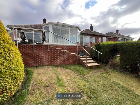 Almond Tree Road, Wales, Sheffield S26, 2 bed bungalow to rent, £1,099 ...