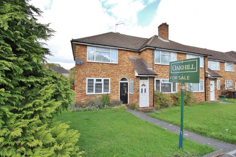 2 bed maisonette for sale in Mogden Lane, Isleworth TW7, £375,000 - Zoopla