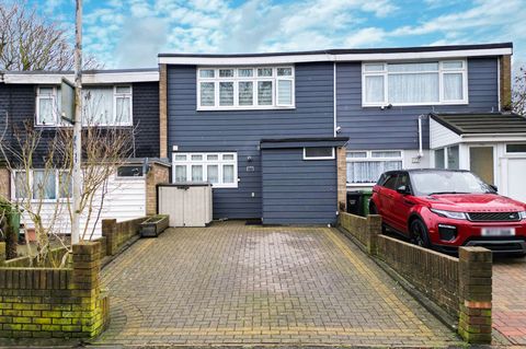 3 bed terraced house for sale in Church Road, Basildon, Essex SS14, £ ...