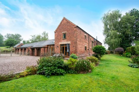 4 bed property for sale in Hammersmith, Ripley DE5, £550,000 - Zoopla