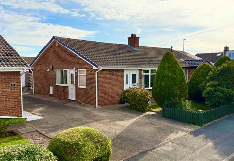Coxley View, Netherton, Wakefield, West Yorkshire WF4, 2 bed bungalow ...