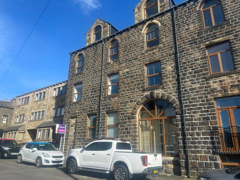 3 bed flat for sale in Prince Street, Haworth, Keighley BD22, £135,000 ...