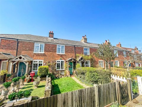 Dunn Street, Bredhurst, Gillingham, Kent ME7, 2 bed terraced house for ...