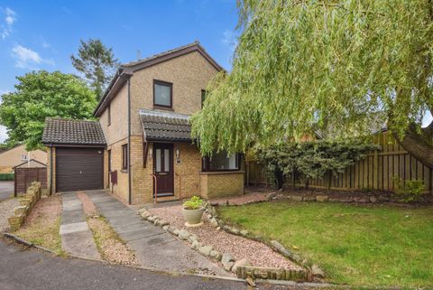 Coldstream Drive, Broughty Ferry, Dundee DD4, 3 bed detached house for ...
