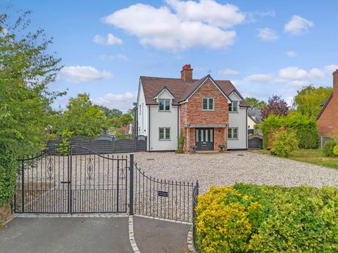 Cock Green, Felsted, Dunmow CM6, 4 bed detached house for sale, £ ...