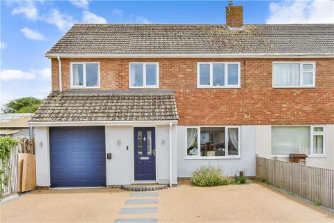 Motney Hill Road, Rainham, Gillingham, Kent ME8, 4 bed semi-detached ...