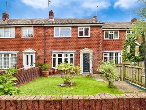 Springwood, Cardiff CF23, 3 bed terraced house for sale, £250,000 - Zoopla