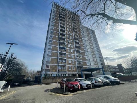 3 bed flat to rent in Twyford House, Seven Sisters, Tottenham N15, £ ...