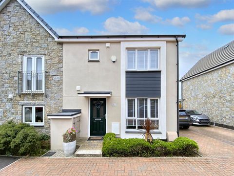 Modern Family Home With Landscaped Garden, Helston TR13, 3 bed semi ...