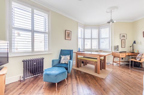 Wells House Road, London NW10, 2 bed flat to rent, £1,750 pcm - Zoopla