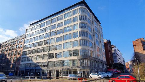 The Met Building, Hilton St M1, 2 bed flat to rent, £1,200 pcm - Zoopla