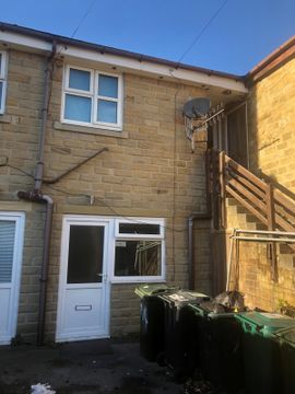 1 bed flat to rent in Saltaire Rd, Shipley, West Yorkshire BD18, £600 ...