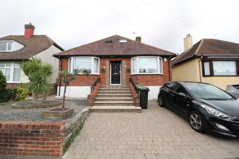4 bed detached bungalow for sale in Chalkridge Road, Cosham, Portsmouth ...