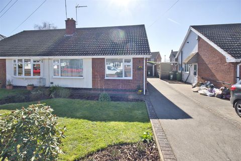 Castle Close, Sapcote, Leicester LE9, 3 bed semi-detached house for ...
