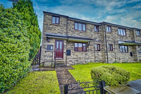 2 bed flat for sale in Town Street, Horsforth, Leeds, West Yorkshire ...