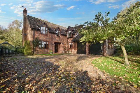 Authorpe, Louth LN11, 4 bed detached house for sale, £350,000 - Zoopla