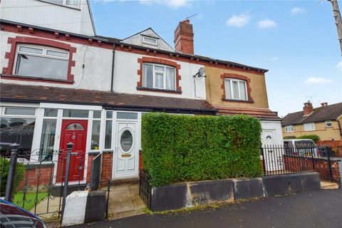Halliday Place, Leeds, West Yorkshire LS12, 3 bed terraced house for ...