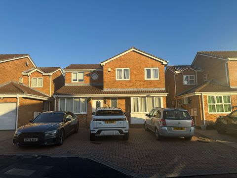 5 bed property to rent in Orpean Way, Toton, Nottingham NG9, £1,750 pcm ...