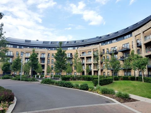3 bed flat for sale in Clement Court, Stanmore HA7, £650,000 - Zoopla