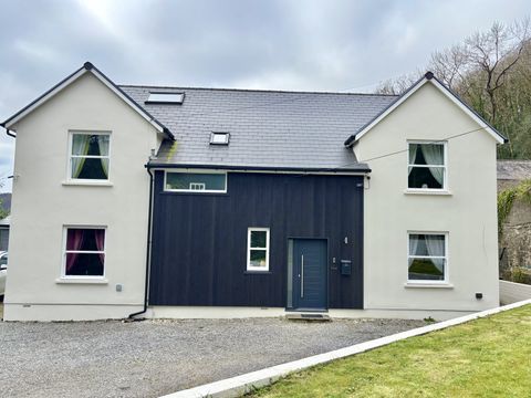 Allt-Y-Cham Drive, Pontardawe, Swansea. SA8, 5 bed detached house for ...