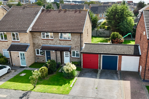 Juniper Way, Harold Wood RM3, 2 bed semi-detached house for sale, £ ...