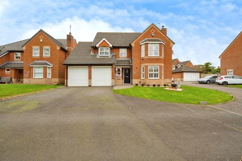 4 bed detached house for sale in Browning Drive, Winwick, Warrington ...