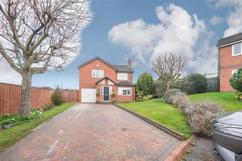 4 bed detached house for sale in South Hill Road, Gateshead NE8, £ ...