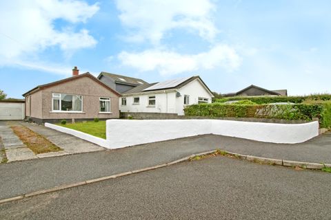Nicholas Avenue, Four Lanes, Redruth, Cornwall TR16, 3 bed bungalow for ...