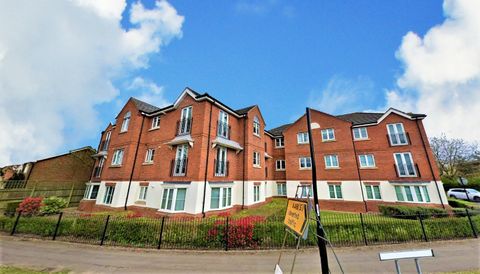 2 bed flat to rent in Brinklow Road, Coventry CV3, £900 pcm - Zoopla