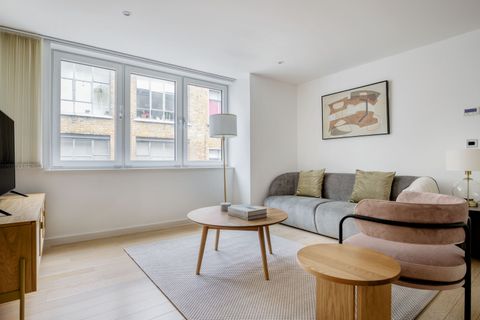 2 bed flat to rent in Hoxton, London N1, £3,370 pcm - Zoopla