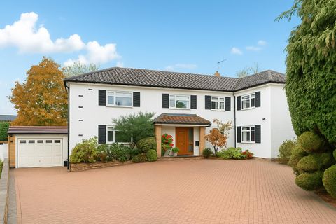 Spring Lake, Stanmore HA7, 5 bed property for sale, £1,975,000 - Zoopla