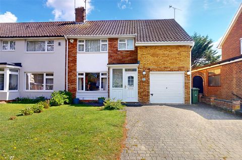 4 bed semi-detached house for sale in Ravensdale, Kingswood, Basildon ...