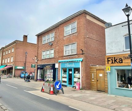 Studio to rent in Magdalen Road, Exeter, Devon EX2, £695 pcm - Zoopla