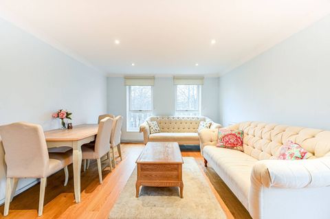 Edith Terrace, Chelsea, London SW10, 2 bed flat for sale, £700,000 - Zoopla