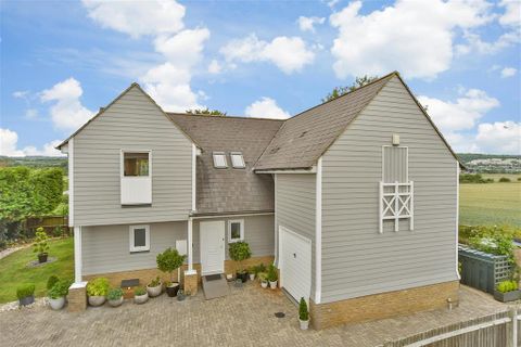 High Street, Wouldham, Rochester, Kent ME1, 4 bed detached house for ...