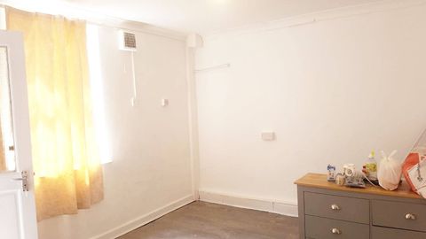 Tilbury RM18, Studio to rent, £900 pcm - Zoopla