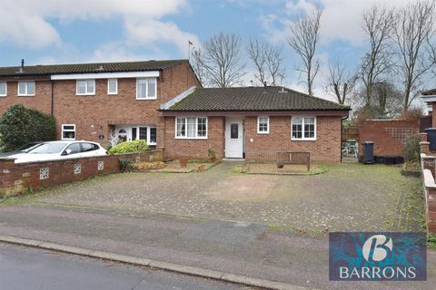 Elderbek Close, Cheshunt EN7, 2 bed bungalow for sale, £429,950 - Zoopla