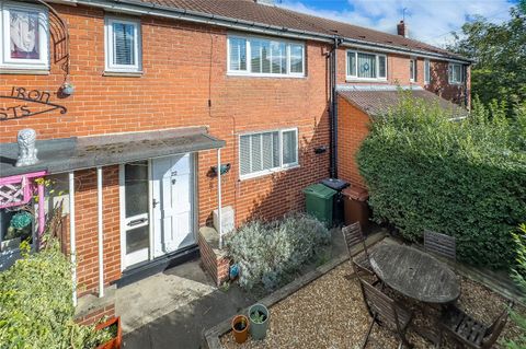 Moorland Close, Gildersome, Morley, Leeds LS27, 2 bed town house for ...