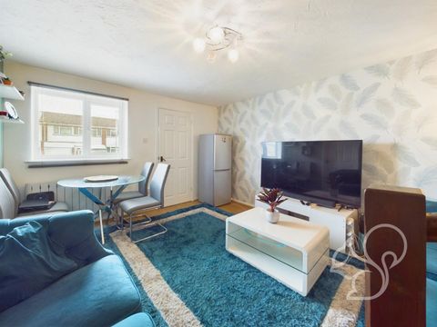 2 bed terraced house for sale in Adelaide Drive, Colchester CO2, £ ...