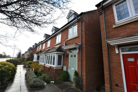Woodvale Kingsway, Quedgeley, Gloucester, Gloucestershire GL2, 3 bed ...