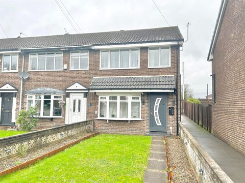 Alpine Drive, Leigh WN7, 3 bed mews for sale, £167,900 - Zoopla