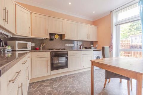 2 bed flat to rent in Northfield Broadway, Edinburgh EH8, £1,075 pcm ...