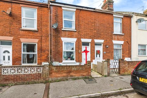 May Road, Lowestoft NR32, 3 bed terraced house for sale, £105,000 - Zoopla