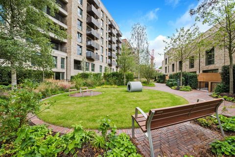 Heygate Street, London SE17, 3 bed flat to rent, £4,550 pcm - Zoopla