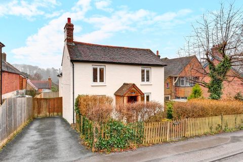 4 bed detached house for sale in Mutton Hall Hill, Heathfield TN21, £ ...