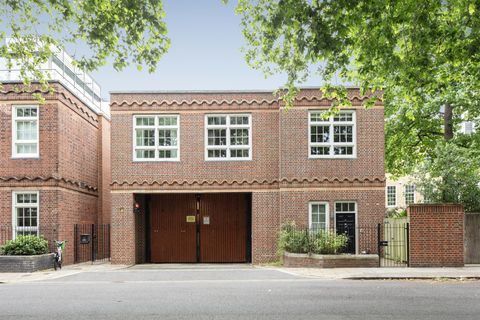 2 bed maisonette for sale in Grove Lane, Camberwell SE5, £975,000 - Zoopla