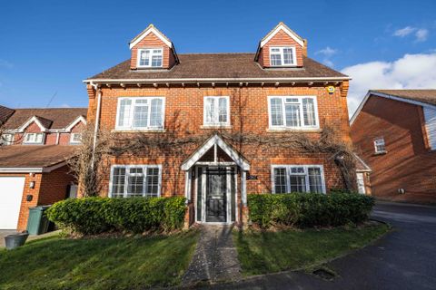 5 bed detached house for sale in High Ridge, Ashford TN23, £575,000 ...