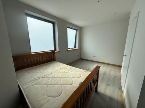 Studio to rent in Manchester Road, London E14, £1,050 pcm - Zoopla