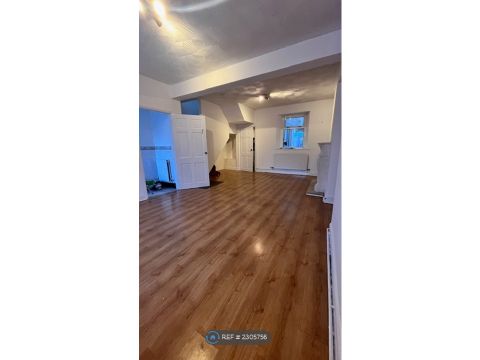 3 bed end terrace house to rent in Springfield Street, Morriston ...