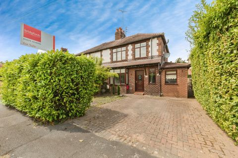 Gawsworth Road, Macclesfield, Cheshire SK11, 3 bed semi-detached house ...